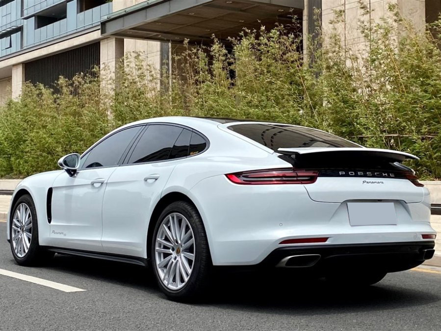 保时捷Panamera